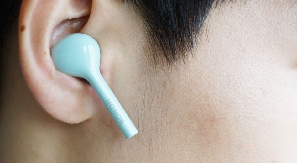 荣耀FlyPods青春版新年利是 2000组Qee熊主题红包免费送_互联网_科技快报_砍柴网