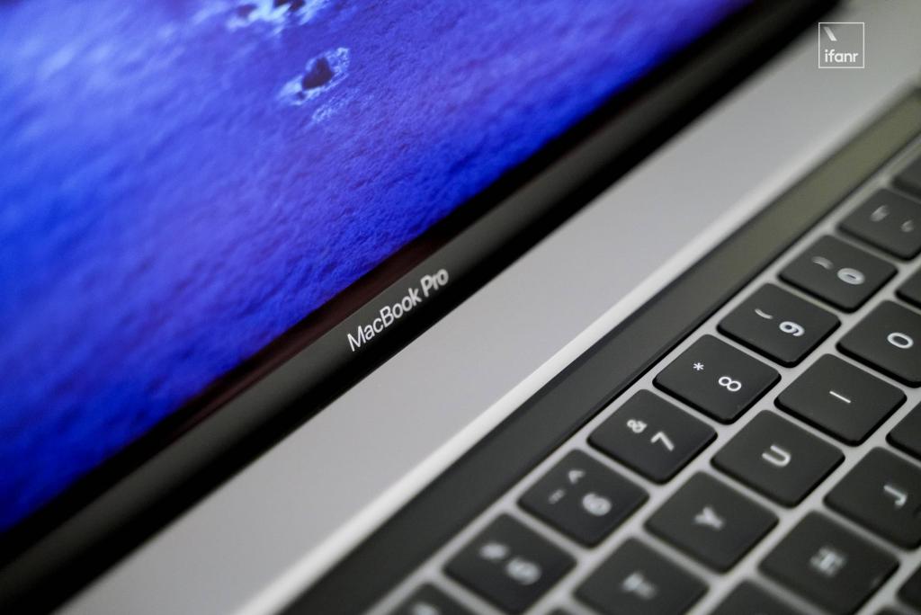 新 MacBook Pro 是对这条产品线过去五年的最好总结_业界_科技快报_砍柴网